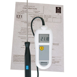 REFERENCE THERMOMETER C/W UKAS CERT -199.9/+199.9 - Capco - Castle ...